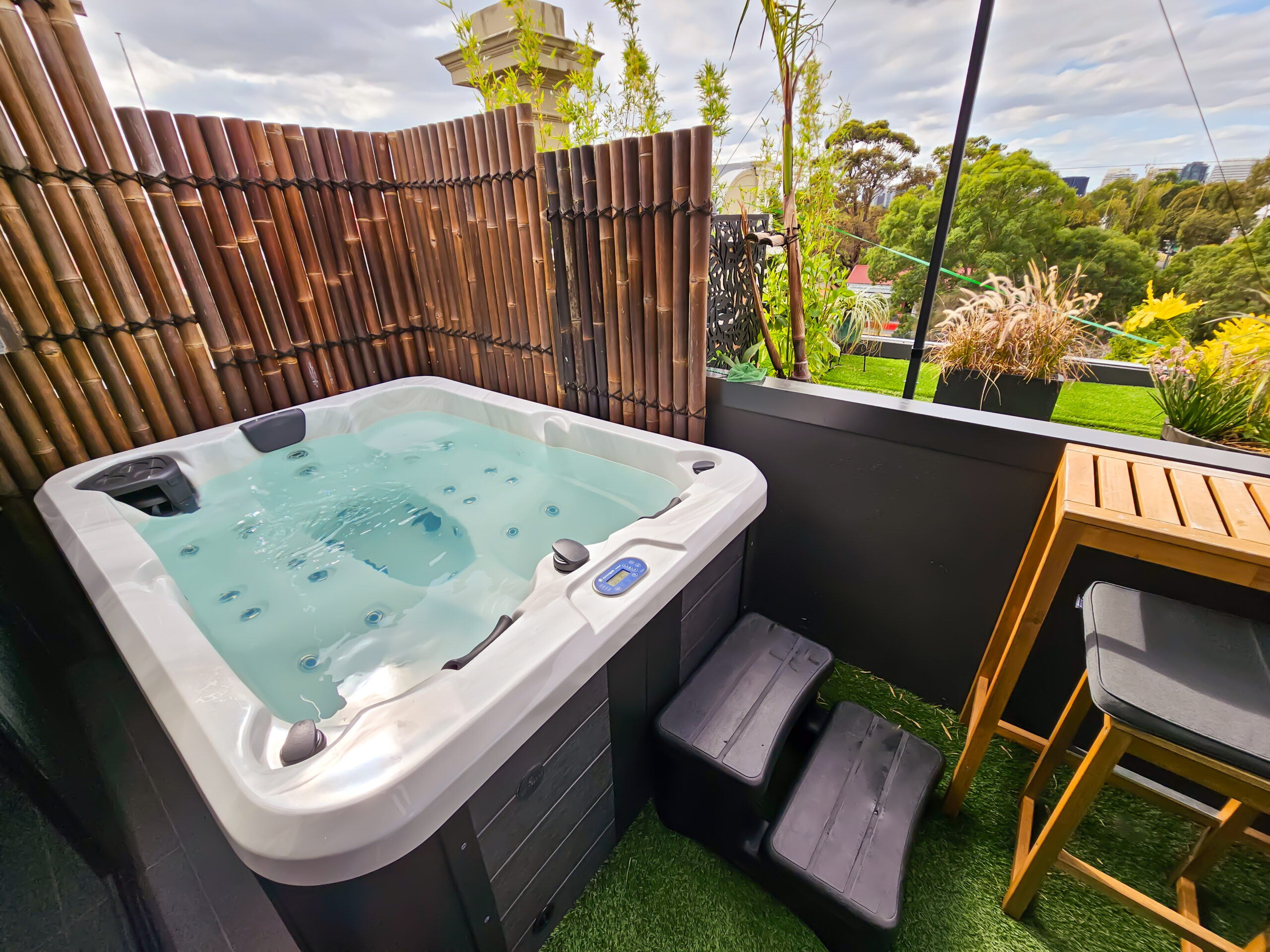 Magnesium Hot Spa - Health 104